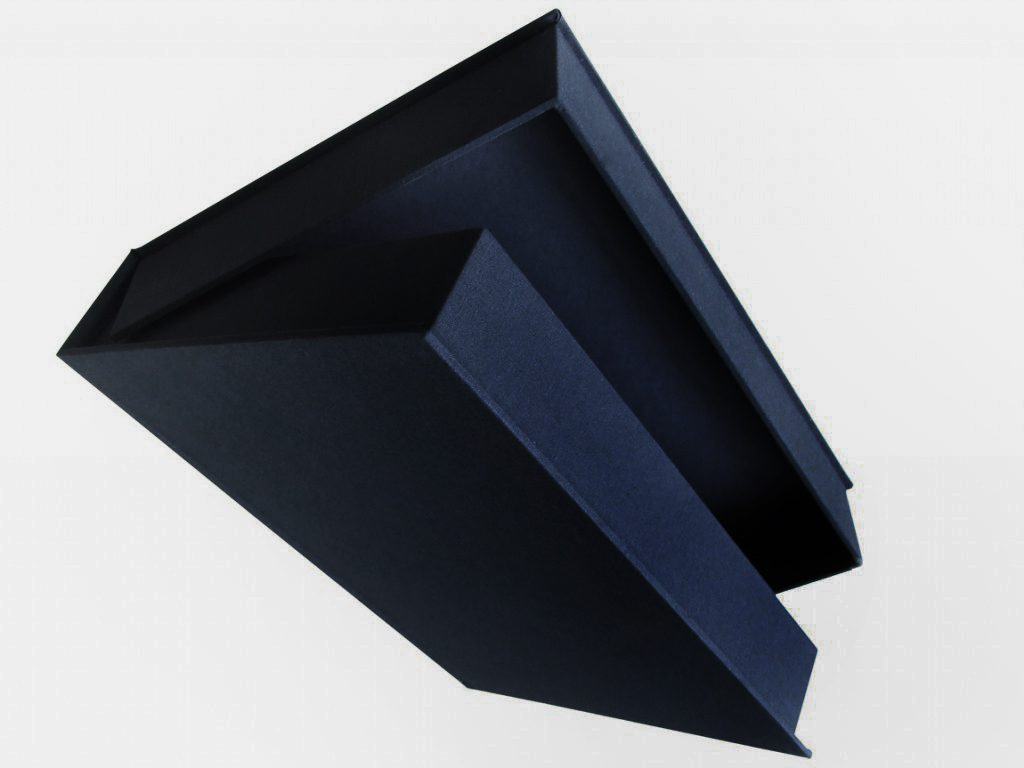 Cloth Clamshell Boxes - RS Bookbinders